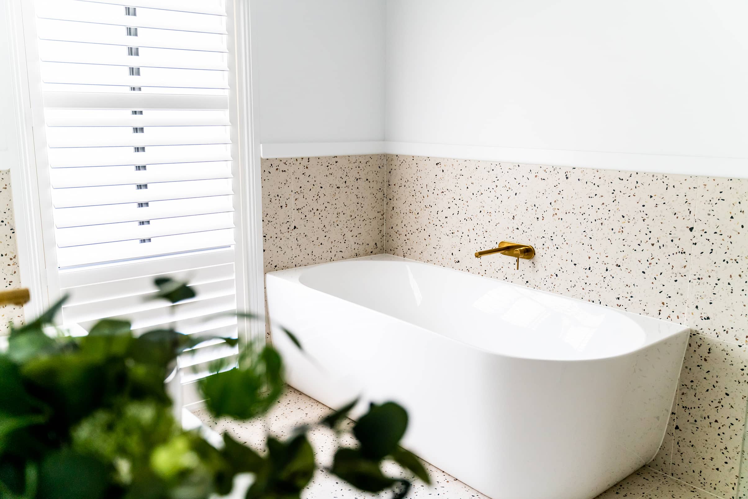 Jojo's - Maple - Design + Construct